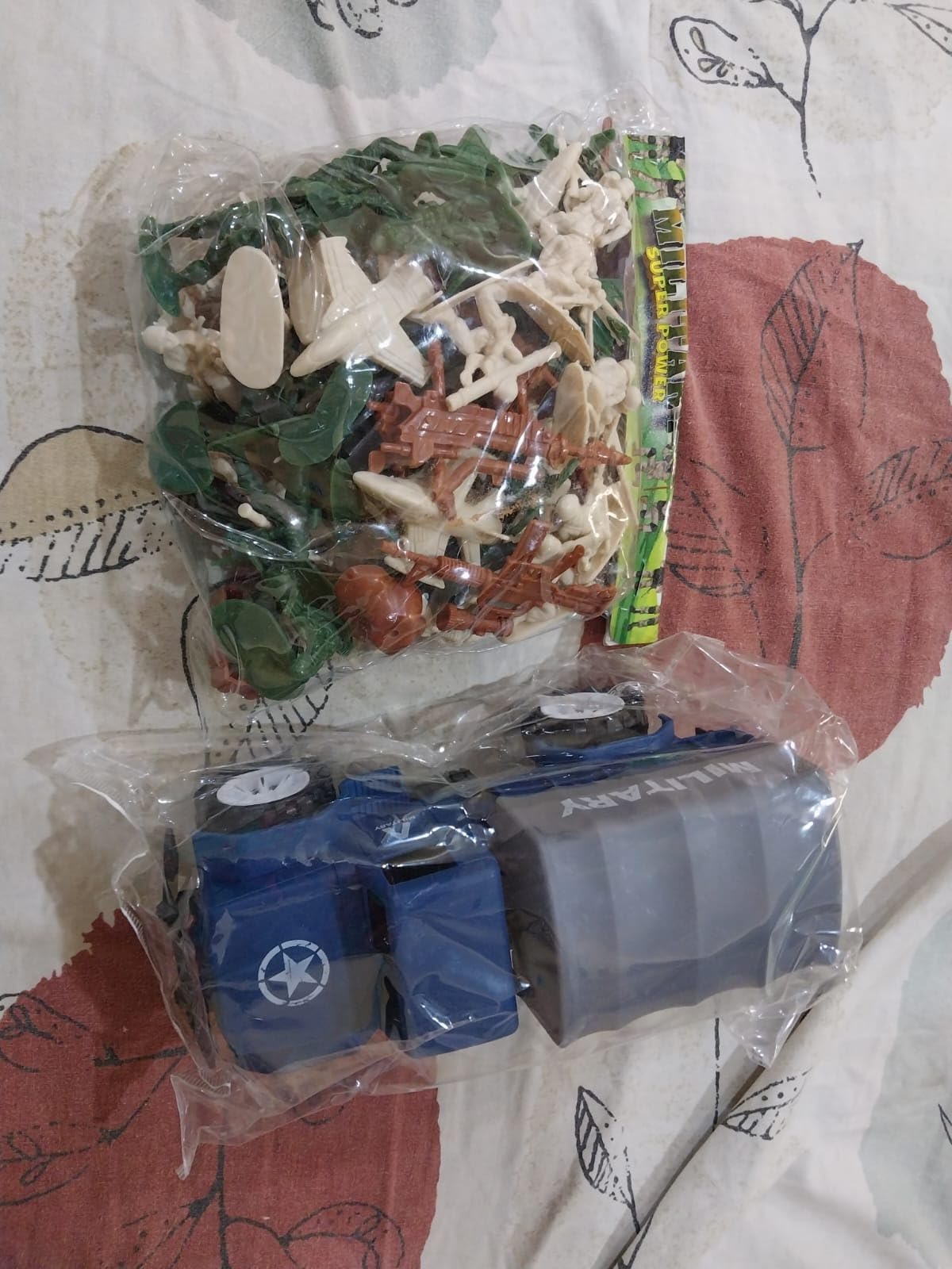 Buy Safaira Toys 65 PCs Army Toys Soldiers Set for Kids Boys Mini ...