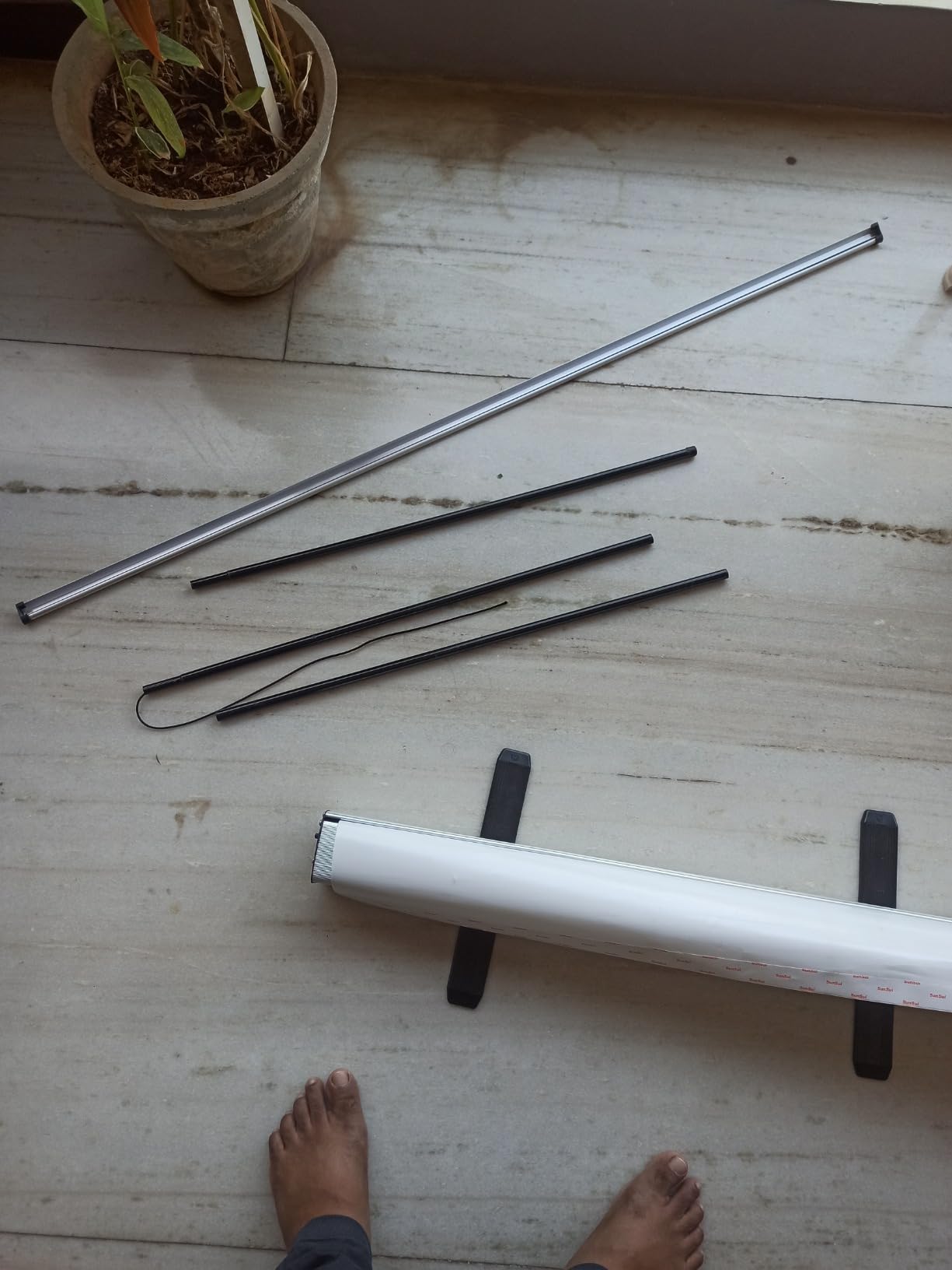 Aspire™Aluminium Roll Up Standee (4 x 6 ft) Without Flex Banner ...