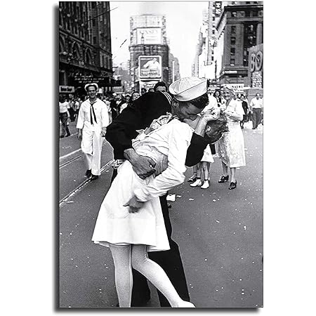 Amazon.com: Kissing on VJ Day - Times Square - August 14th, 1945 15x18 ...