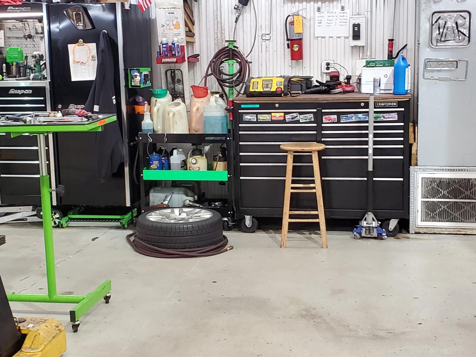 Amazon.com : OEMTOOLS 24635 3-Shelf Utility Cart | Powder-Coated Steel ...