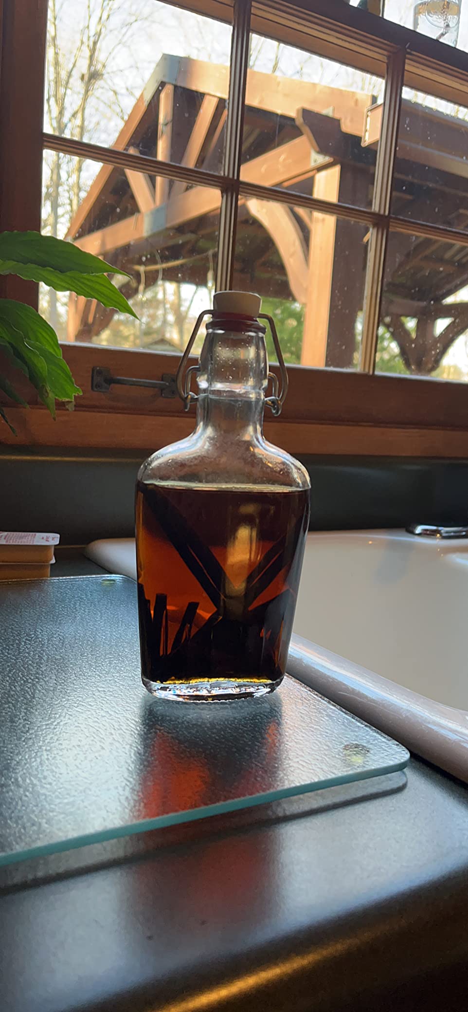 Amazon.com | Glass Pocket Flask- 8oz by Bormioli Rocco: Alcohol And ...