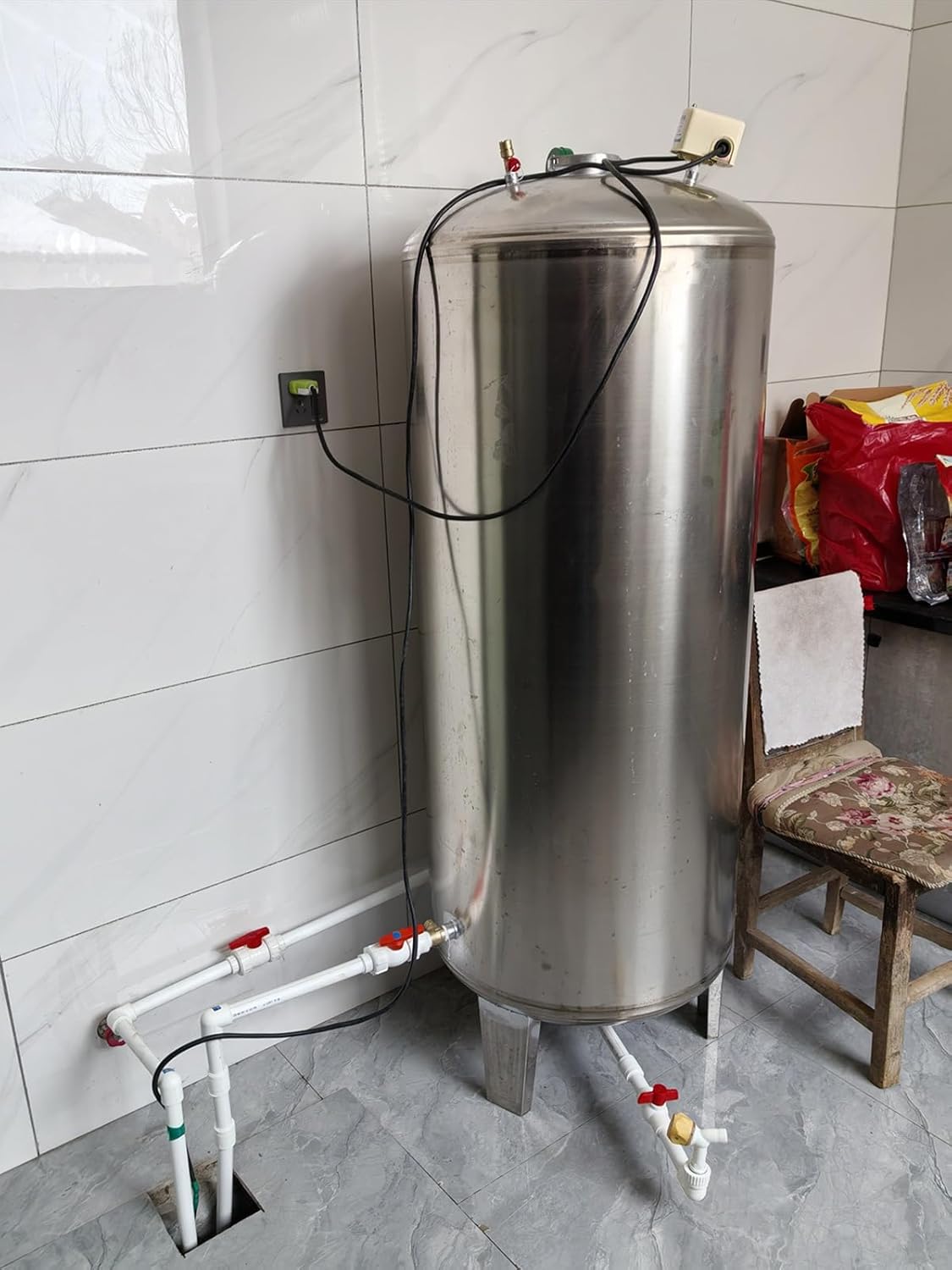Free Standing Pressure Tank for Well Pump with Air Release Valve ...