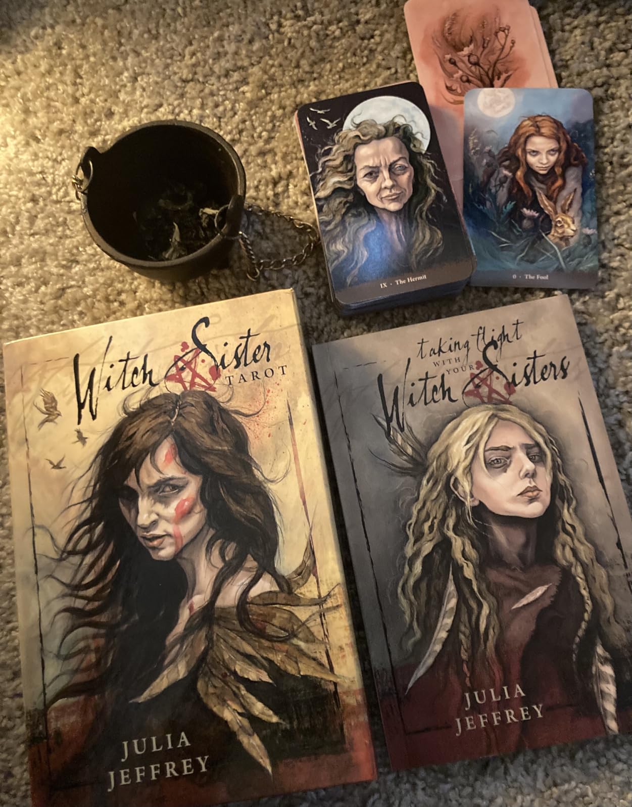 Witch Sister Tarot: Jeffrey, Julia: 9780738765112: Amazon.com: Books