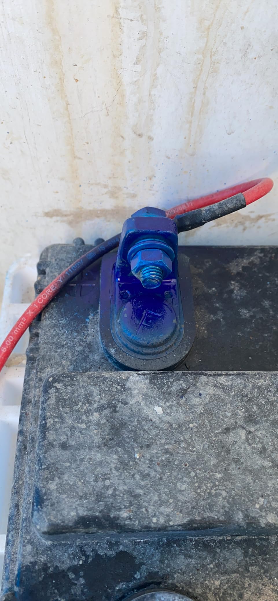 X O T O Battery Terminal Spray Rust & Corrosion Protection of Battery ...