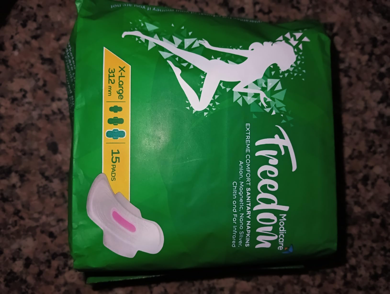 Buy Modicare Freedom Extreme Comfort Sanitary Napkin - 15 Pads (X-Large ...