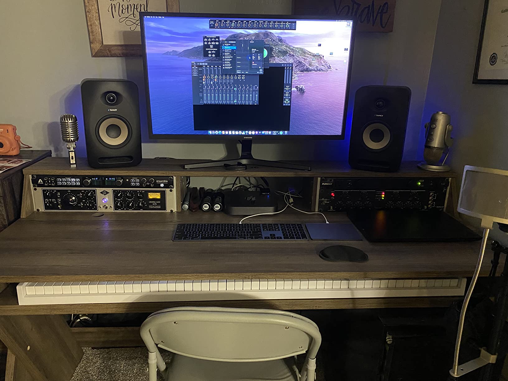 $19/mo - Finance Glorious Sound Desk Pro Walnut Professional Studio ...