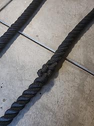 Amazon.com: Titan Fitness Battle Rope 30ft x 2in, Poly Dacron Heavy ...