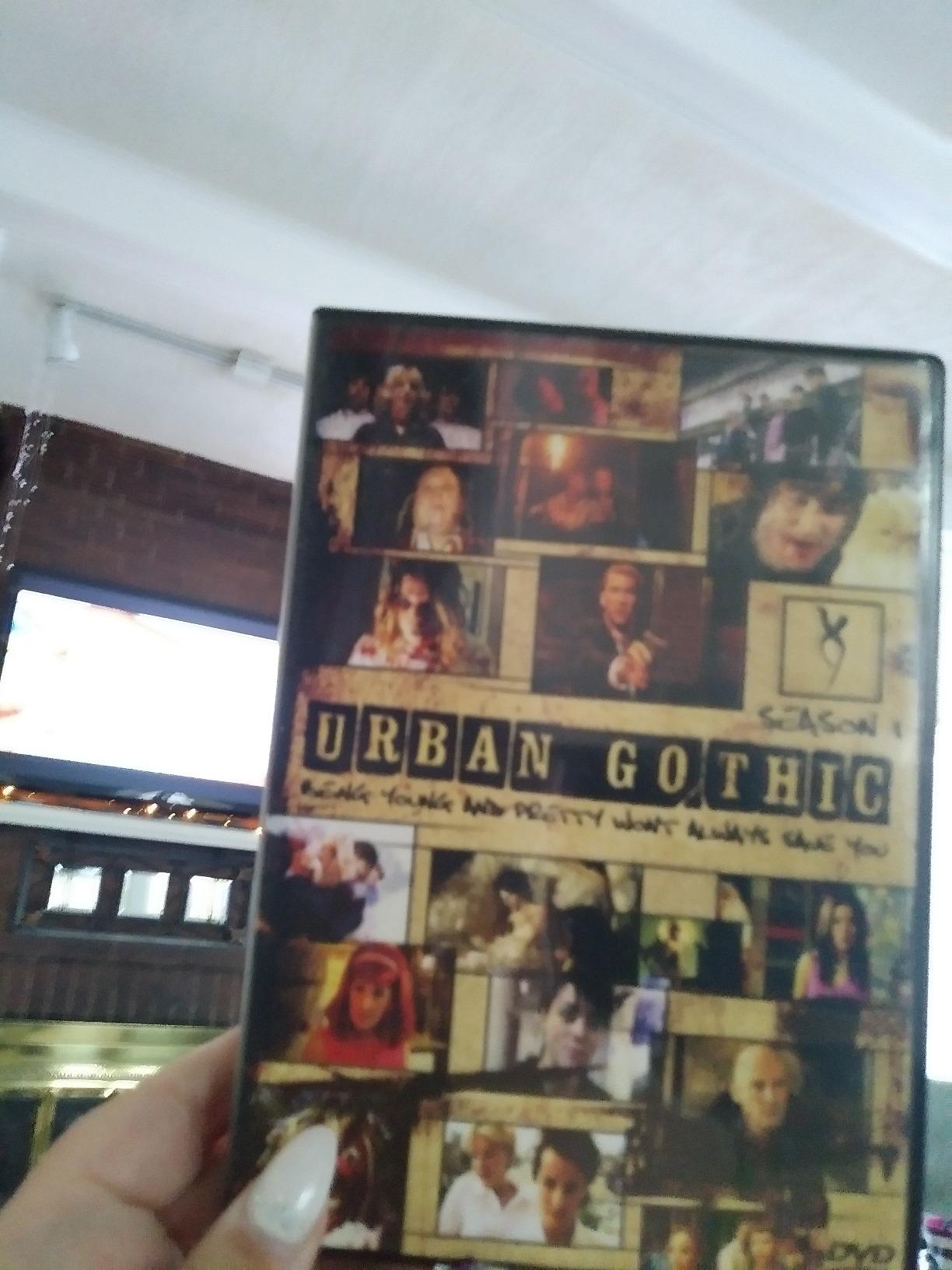 Amazon.com: Urban Gothic : Ania Sowinski, Kelle Spry, William Mannering ...