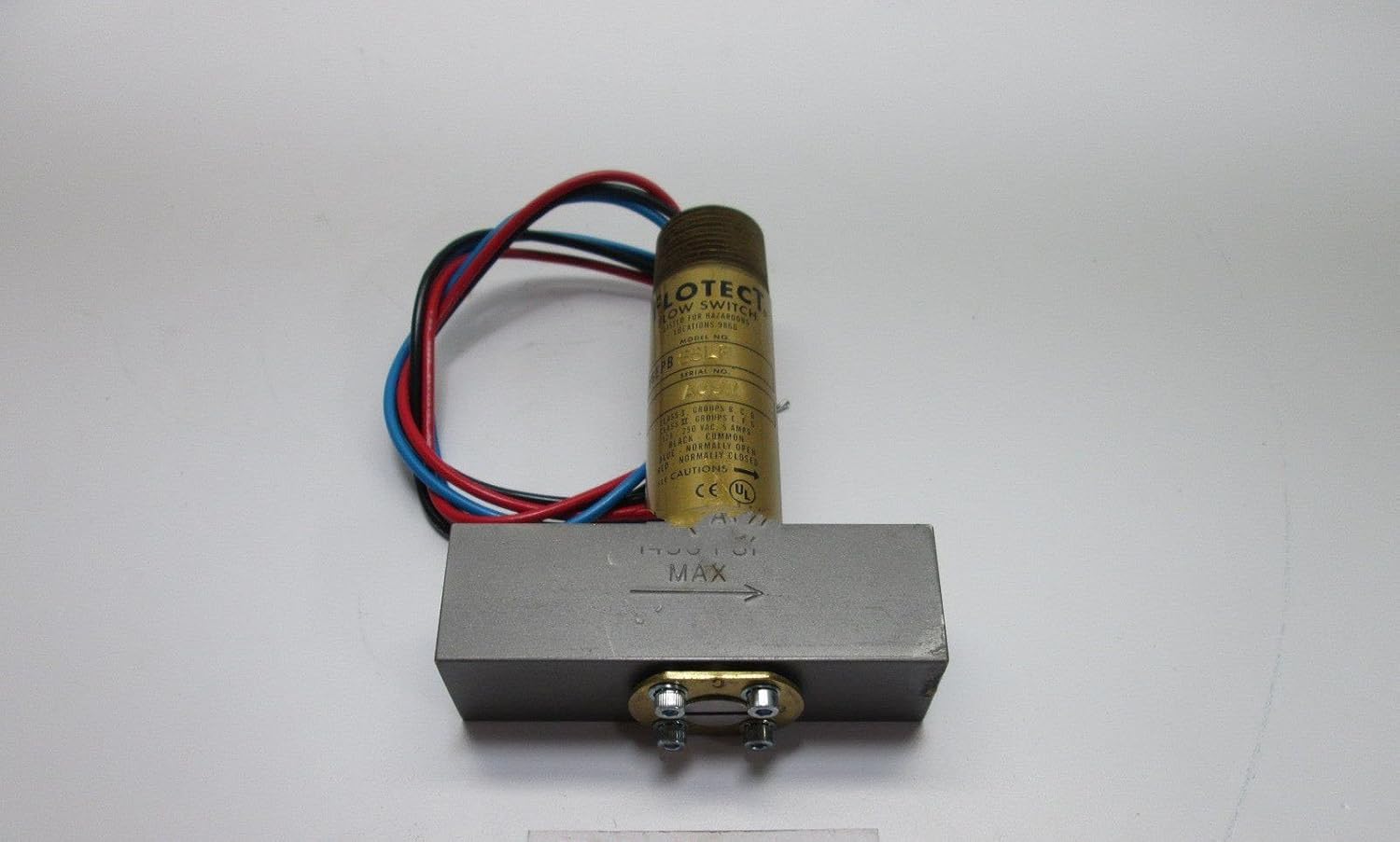 Flotech V6EPBSSLF Flow Switch, 1/2" NPT, 125/250VAC, 5 AMPS: Amazon.com ...