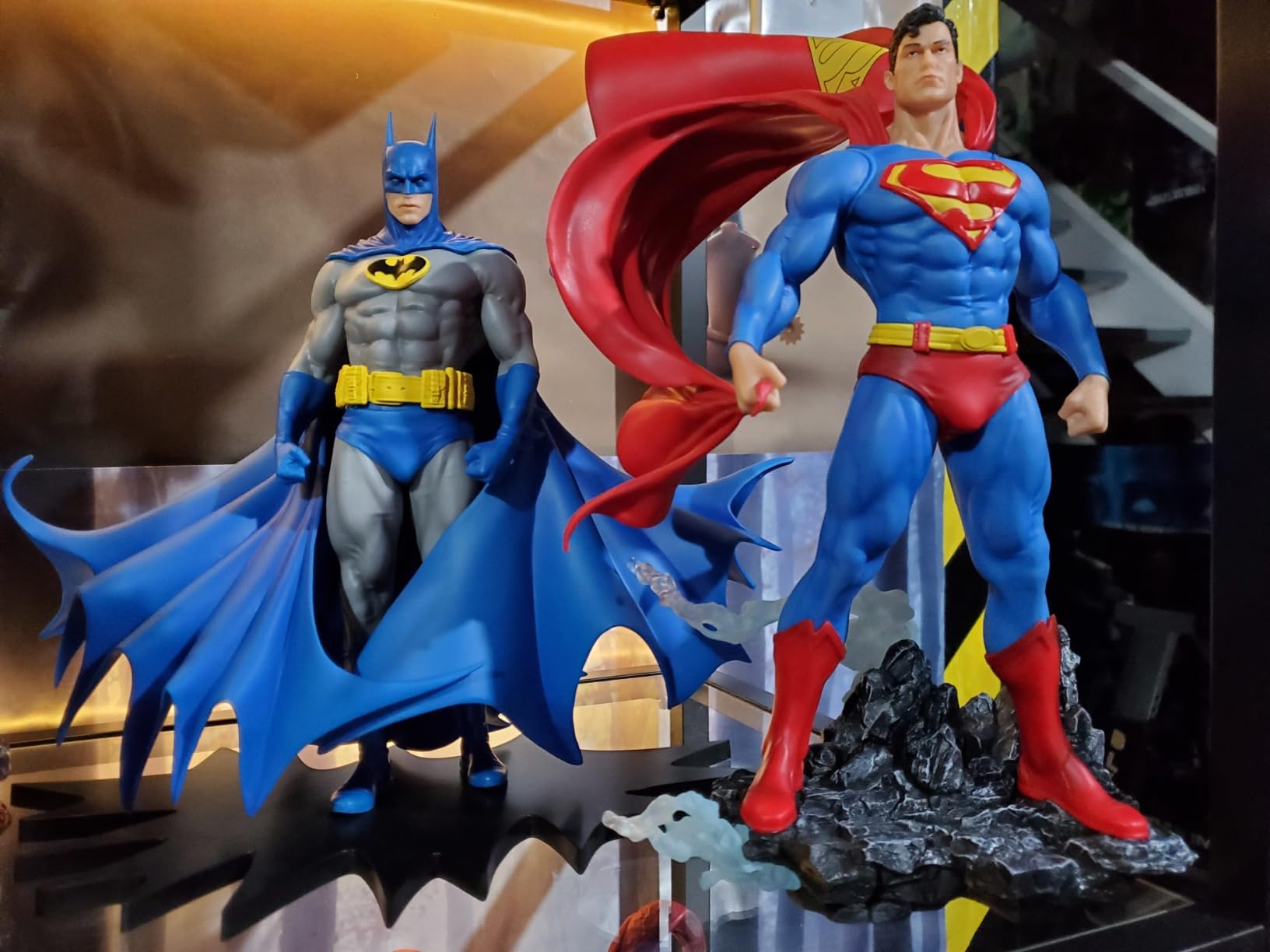 DC Heroes: Superman (Classic Version) Previews Exclusive 1:8 Scale ...