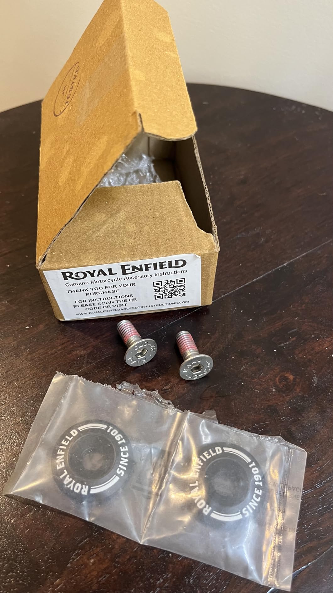 Royal Enfield 1990445 RSU Finisher Kit, Black for Interceptor 650 ...