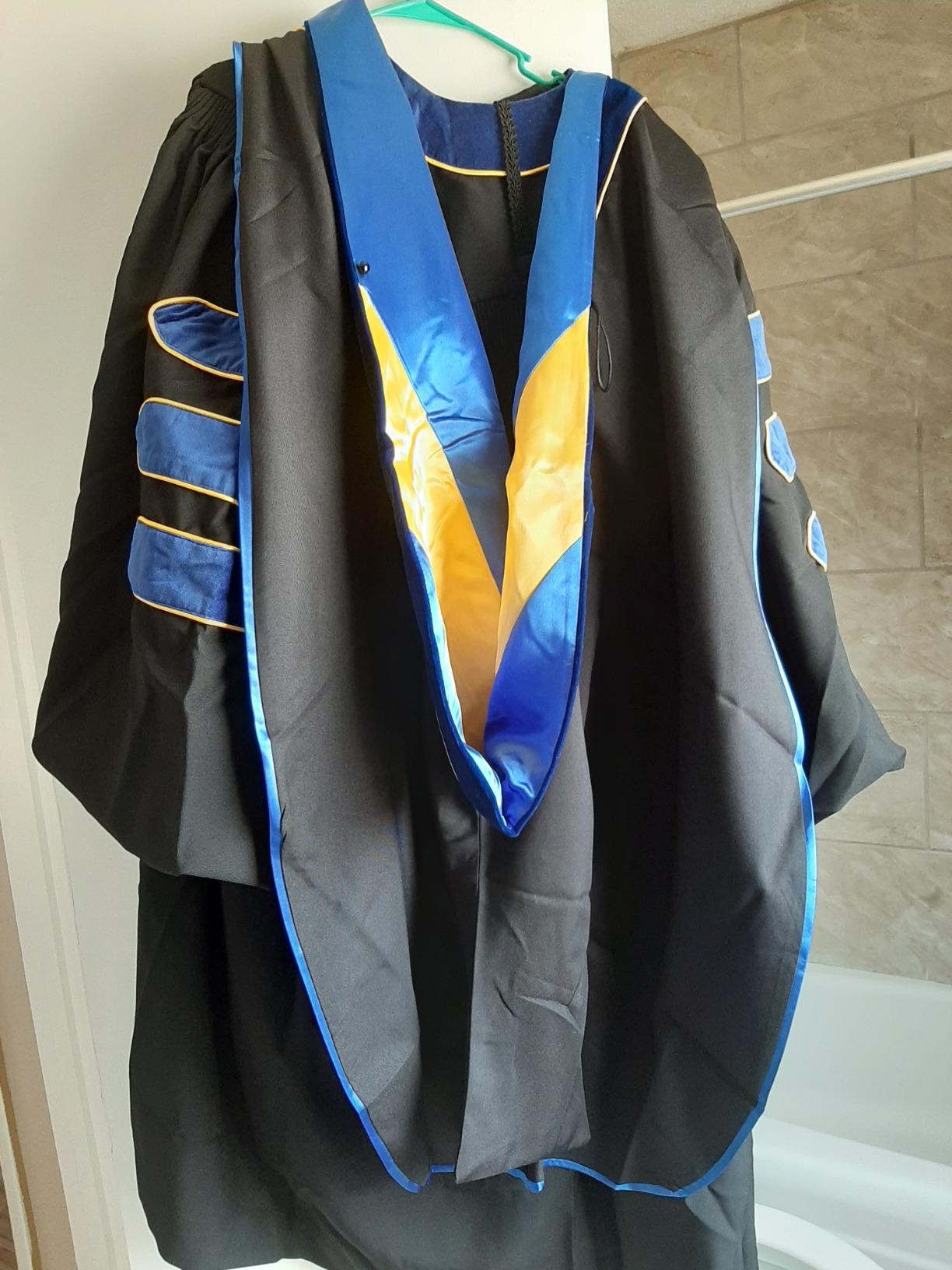 Grad Days Graduation Doctoral Hood Unisex Deluxe with Gold Piping (Gold ...