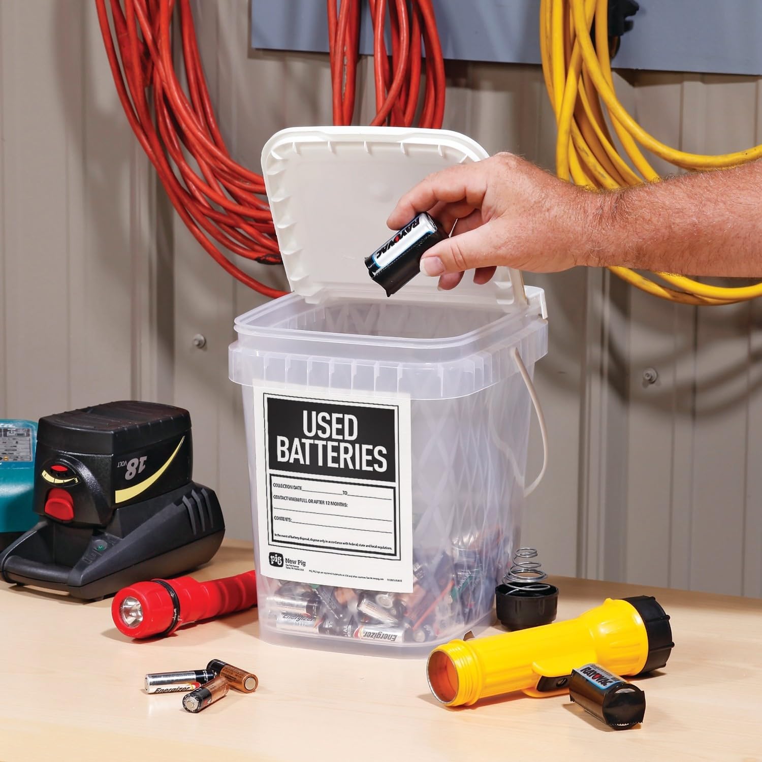 Snapklik.com : Battery Disposal Container Used Dry-Cell Battery Storage ...