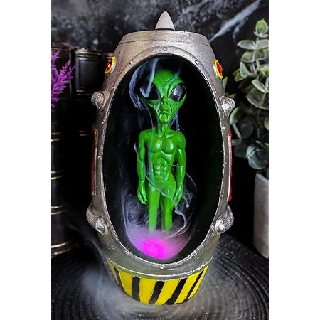 Amazon.com: Ebros Gift UFO Outer Space Colony Extra Terrestrial Roswell ...