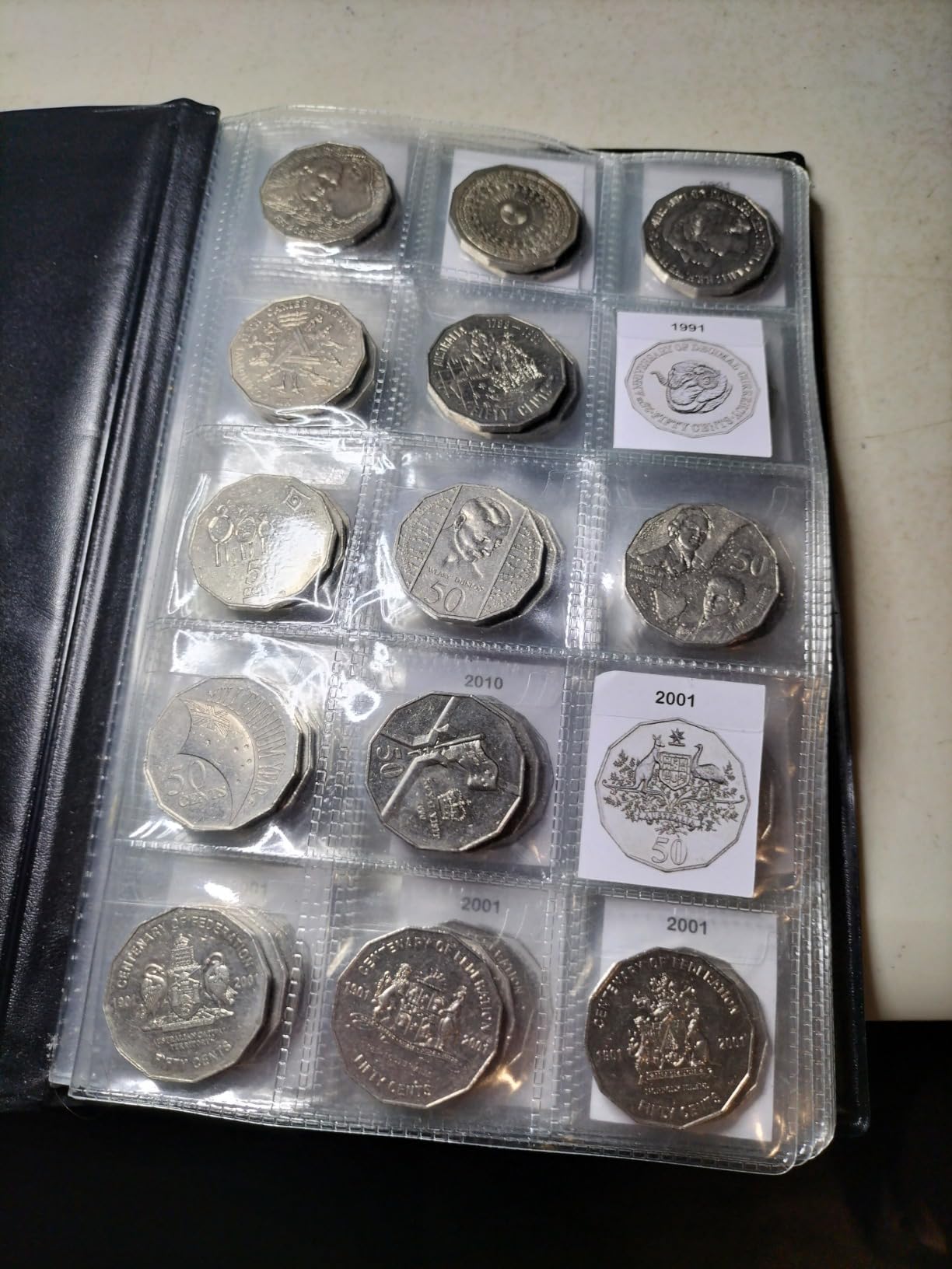Coin Collection Holder Album for Collectors, 16 Pages 240 Pockets 4.5 x ...