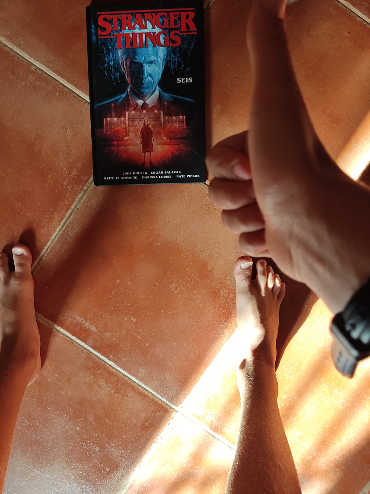 Stranger Things 2: Seis (COMIC EUROPEO) : Houser Jody, Houser Jody ...