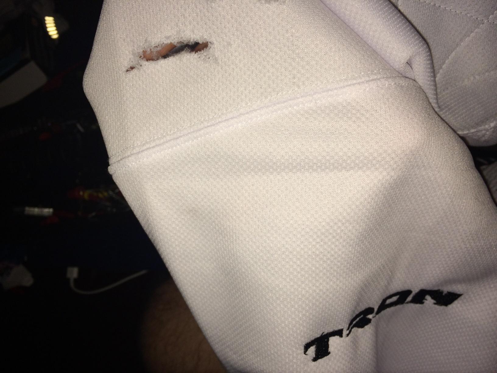 Amazon.com : TronX SK100 Dry Fit Ice Hockey Socks : Sports & Outdoors