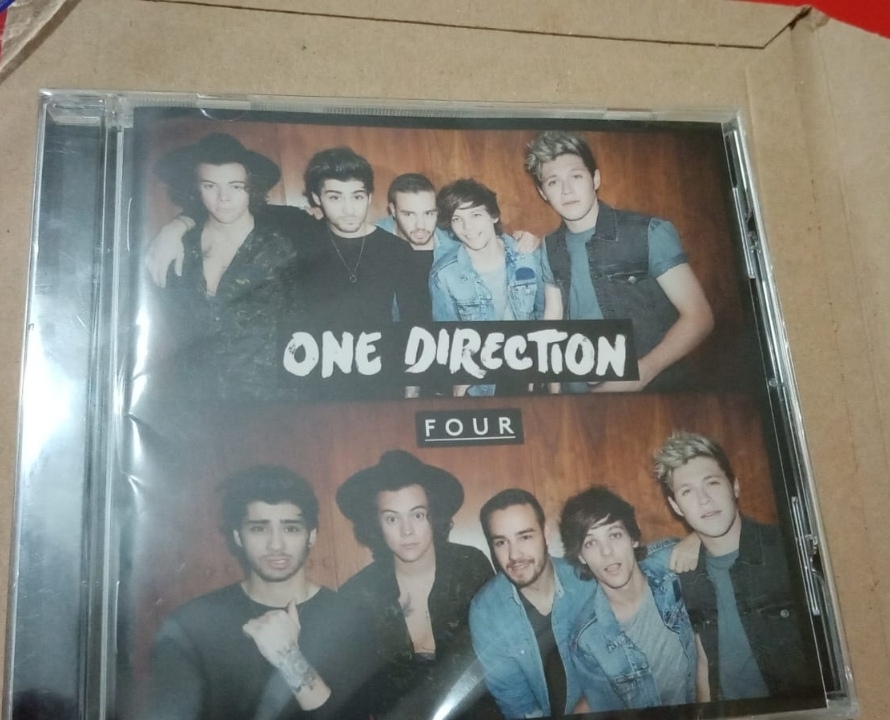 Four: One Direction: Amazon.it: CD e Vinili}