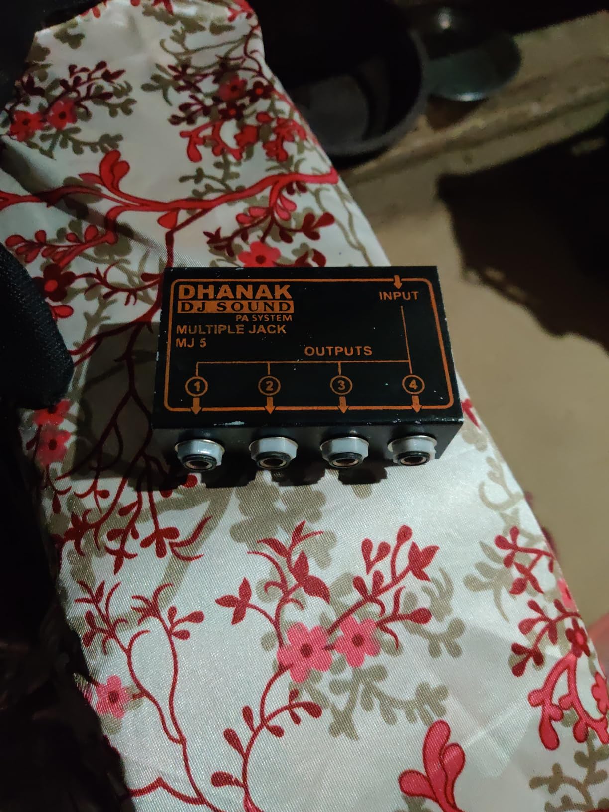 Generic Mj-4 Multiple Jack 1 To 4 Channel Splitter Mono Passive ...