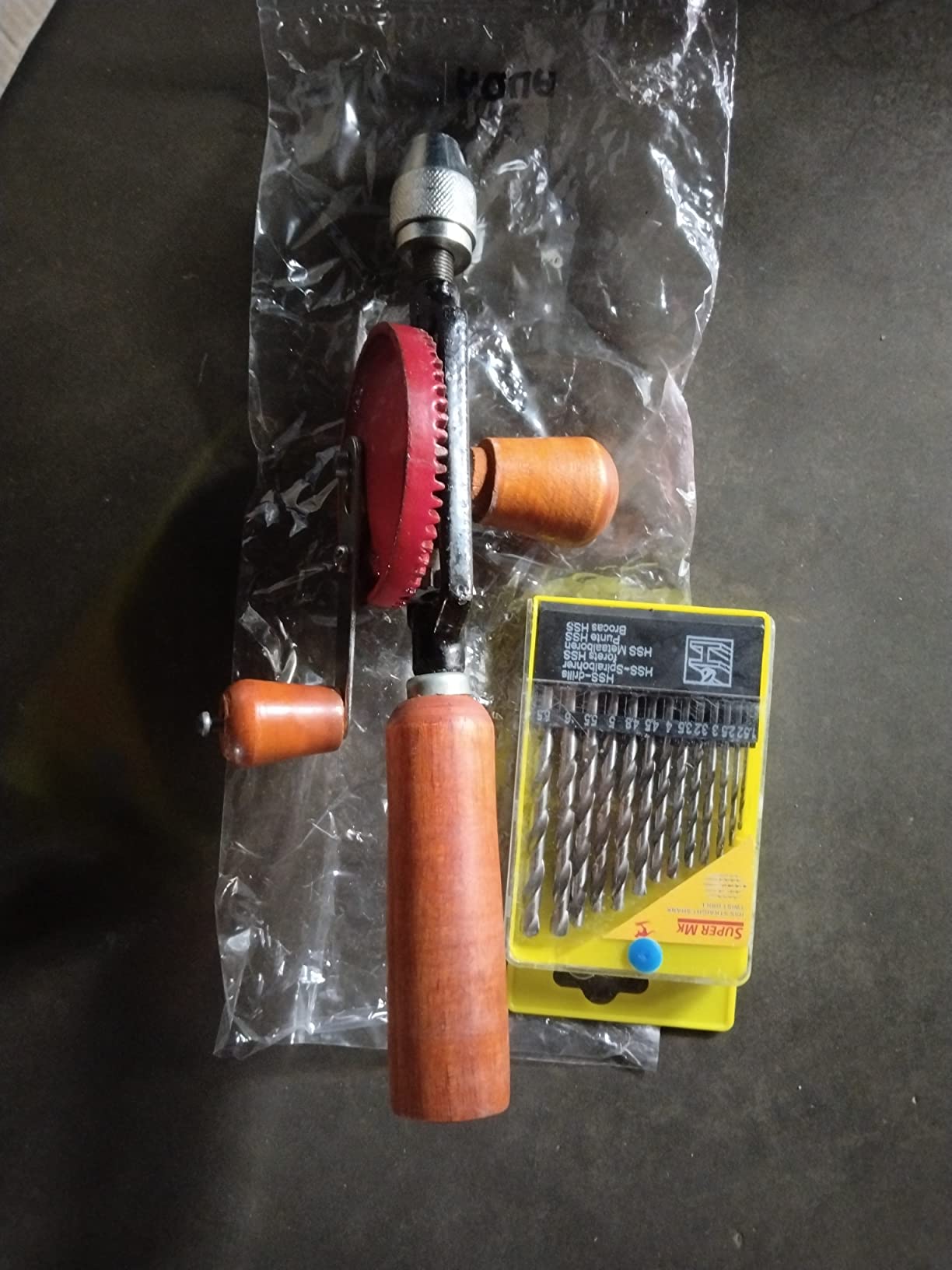 Generic Heavy Duty Hand Drill Machine with 13 Pieces Hss Drill Set, 1/4 ...