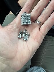 Amazon.com: Ganz Angel Prayer Box Trinket - Triple Angels Charm Pewter ...