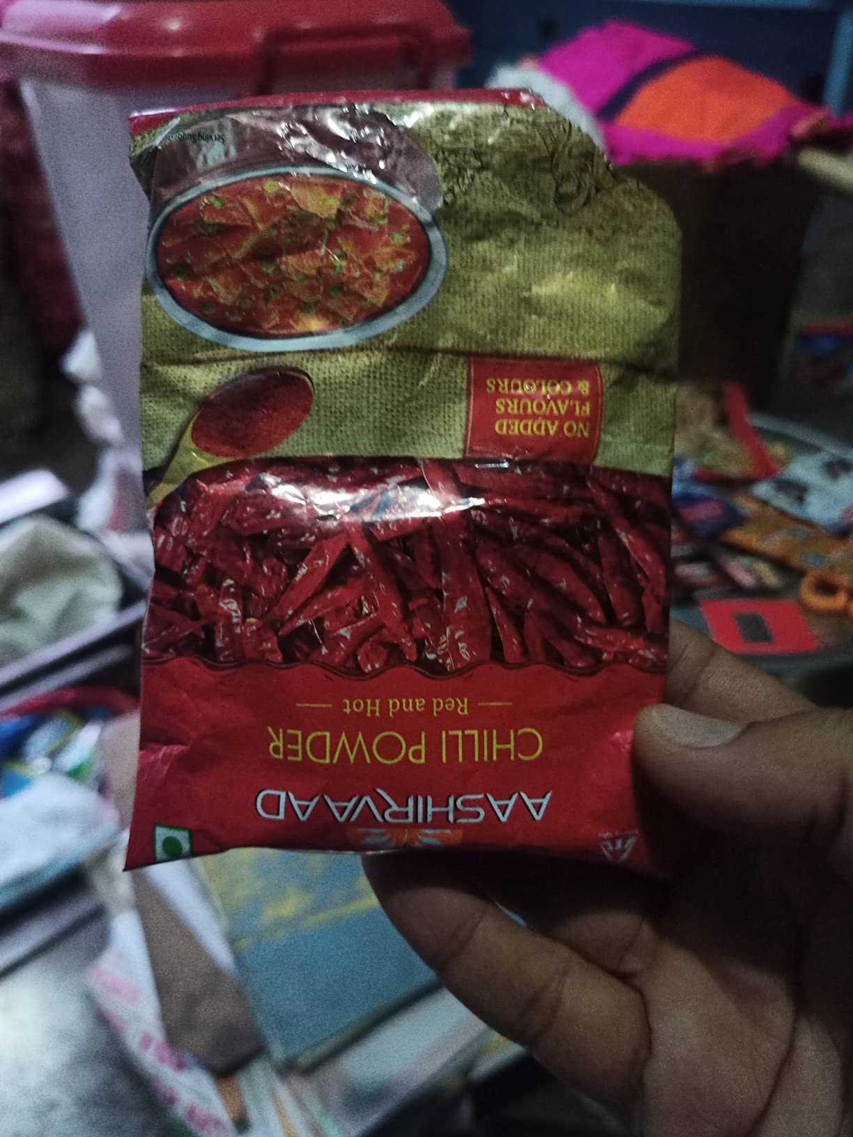 Aashirvaad Chilli Powder, 500g Pack, Red Hot Chilli Powder with No ...