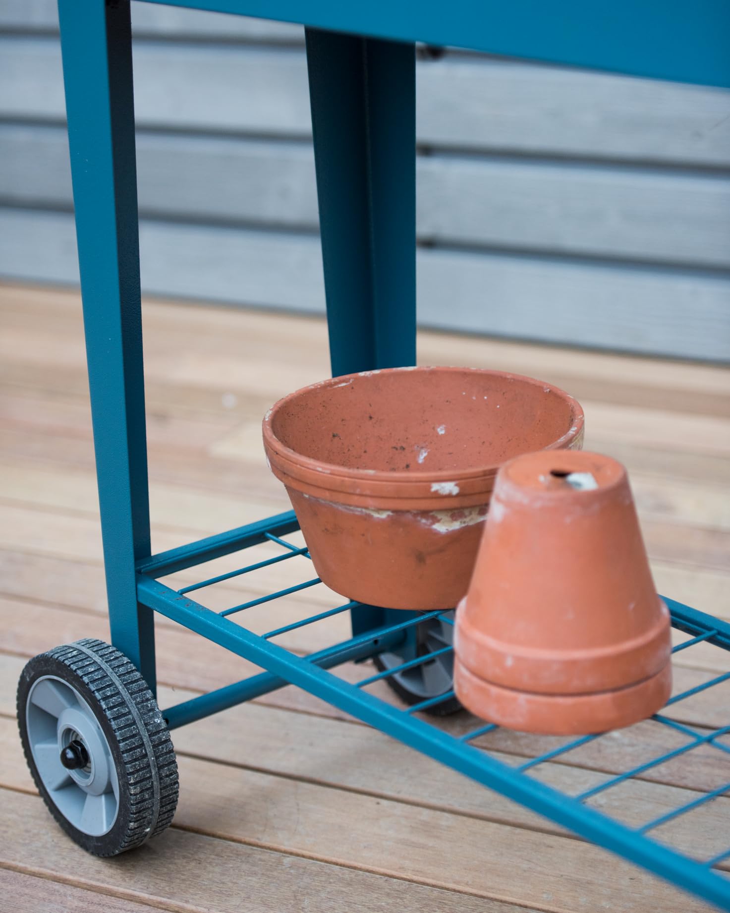 Potting Tables With Wheel Barrel
