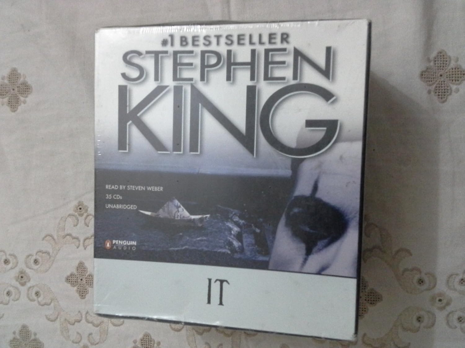 It: Amazon.co.uk: King, Stephen, Weber, Steven: 9780142427873: Books