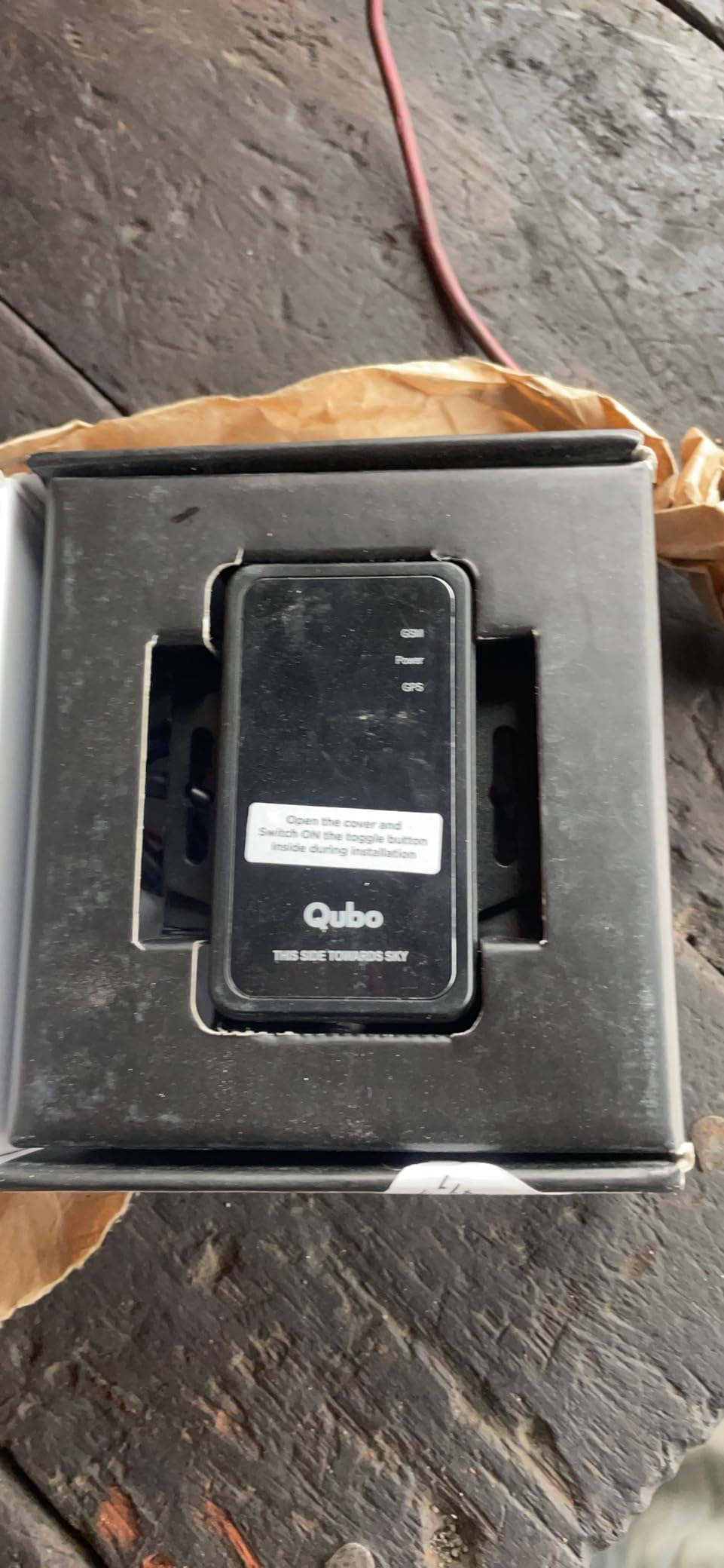 Qubo Wired Hidden GPS Tracker from Hero Group for Car | AI Features on ...