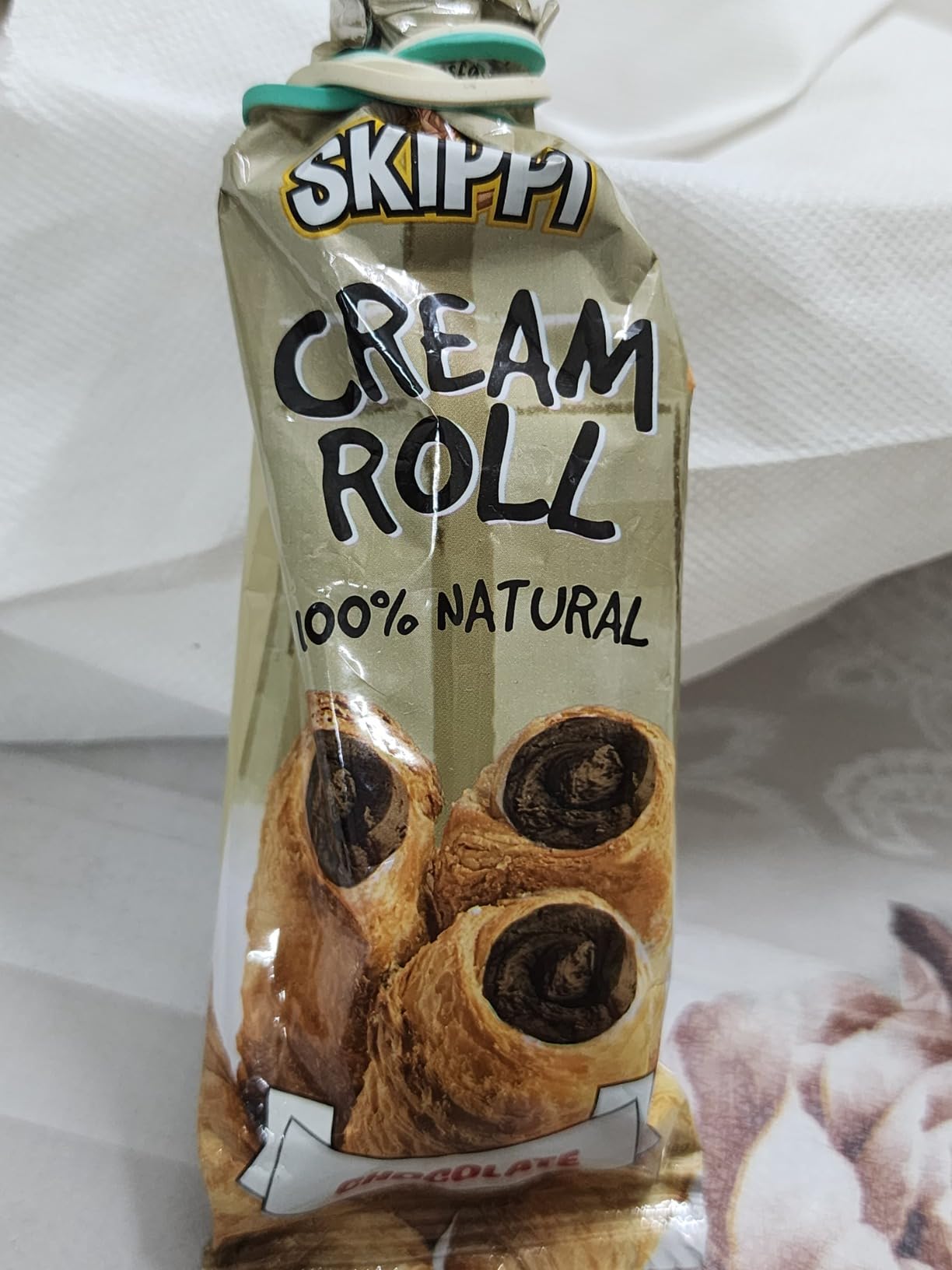Skippi Fresh Sweet Cream Roll - Snacks for Kids | Akin Croissant ...