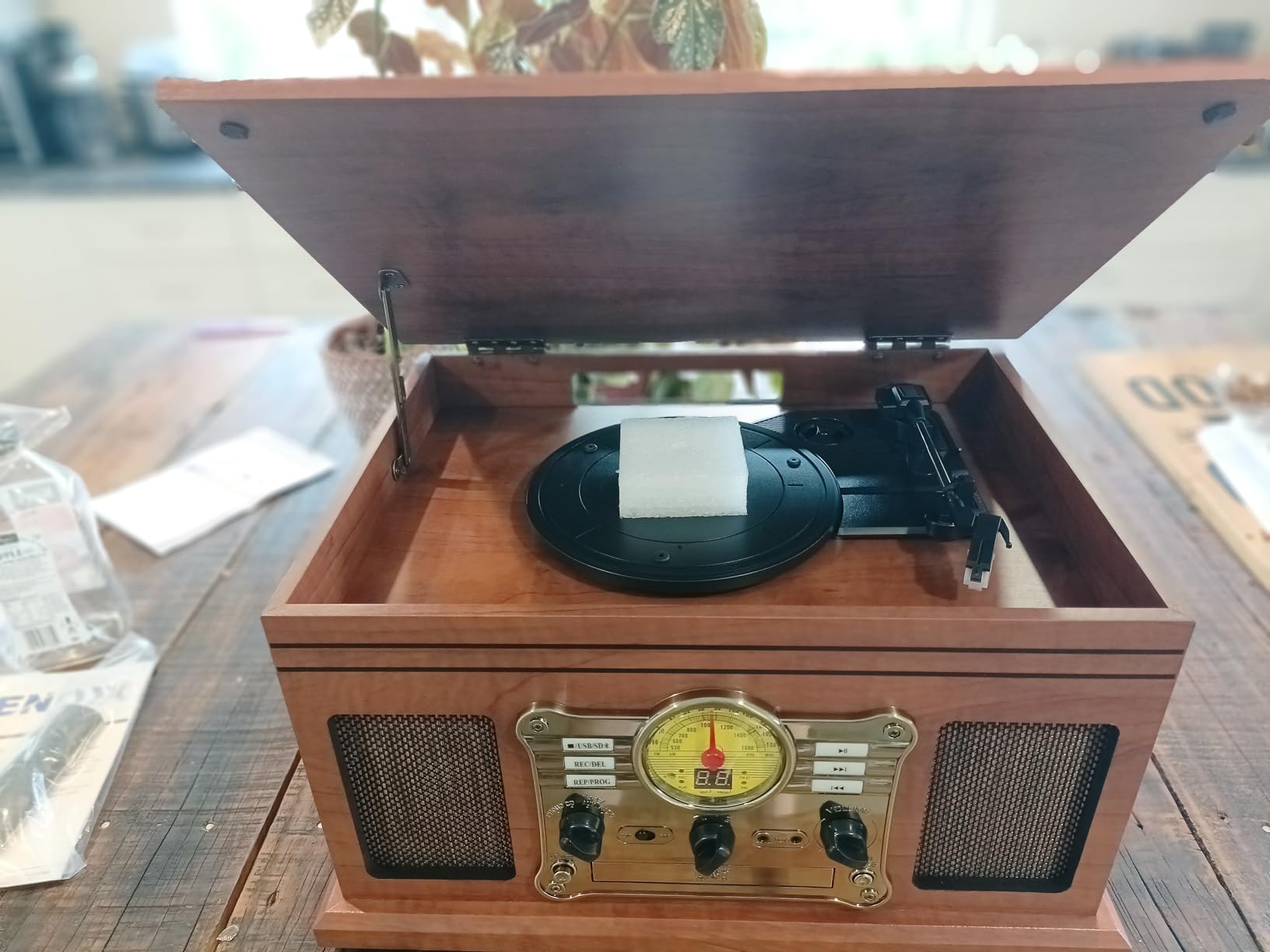 LENOXX Nostalgic Bluetooth Recording Turntable Music Centre - Vintage ...