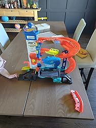 Amazon.com: Hot Wheels City Toy Car Track Set, Attacking Shark Escape ...