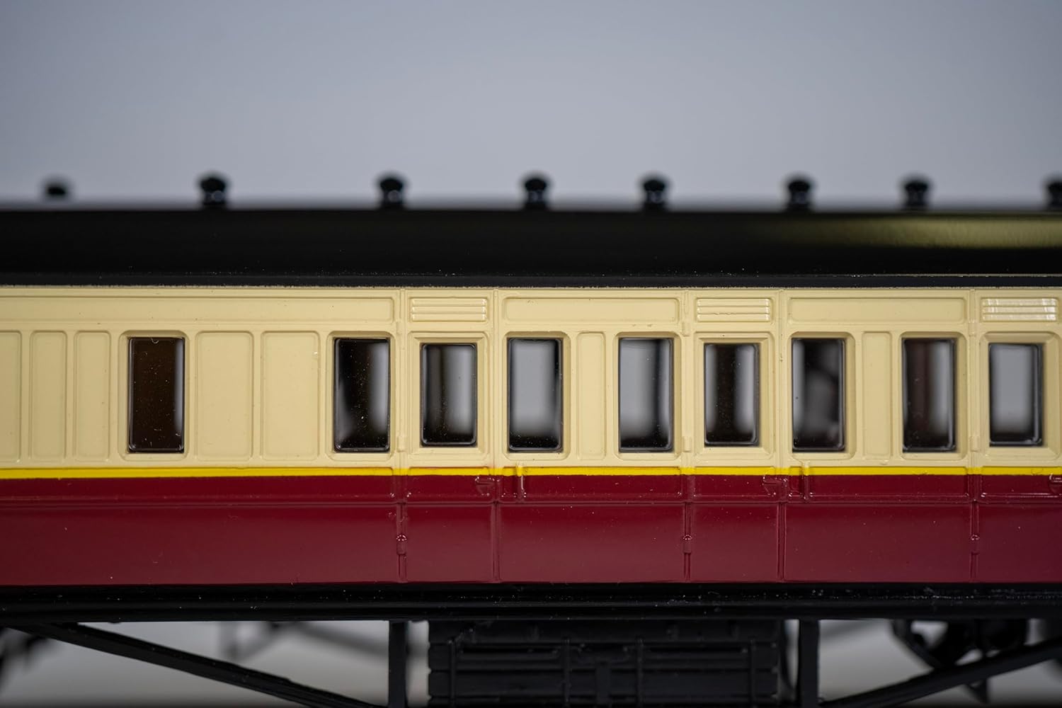 HO Scale Red Express Brake Coach - Thomas & Friends Philippines | Ubuy