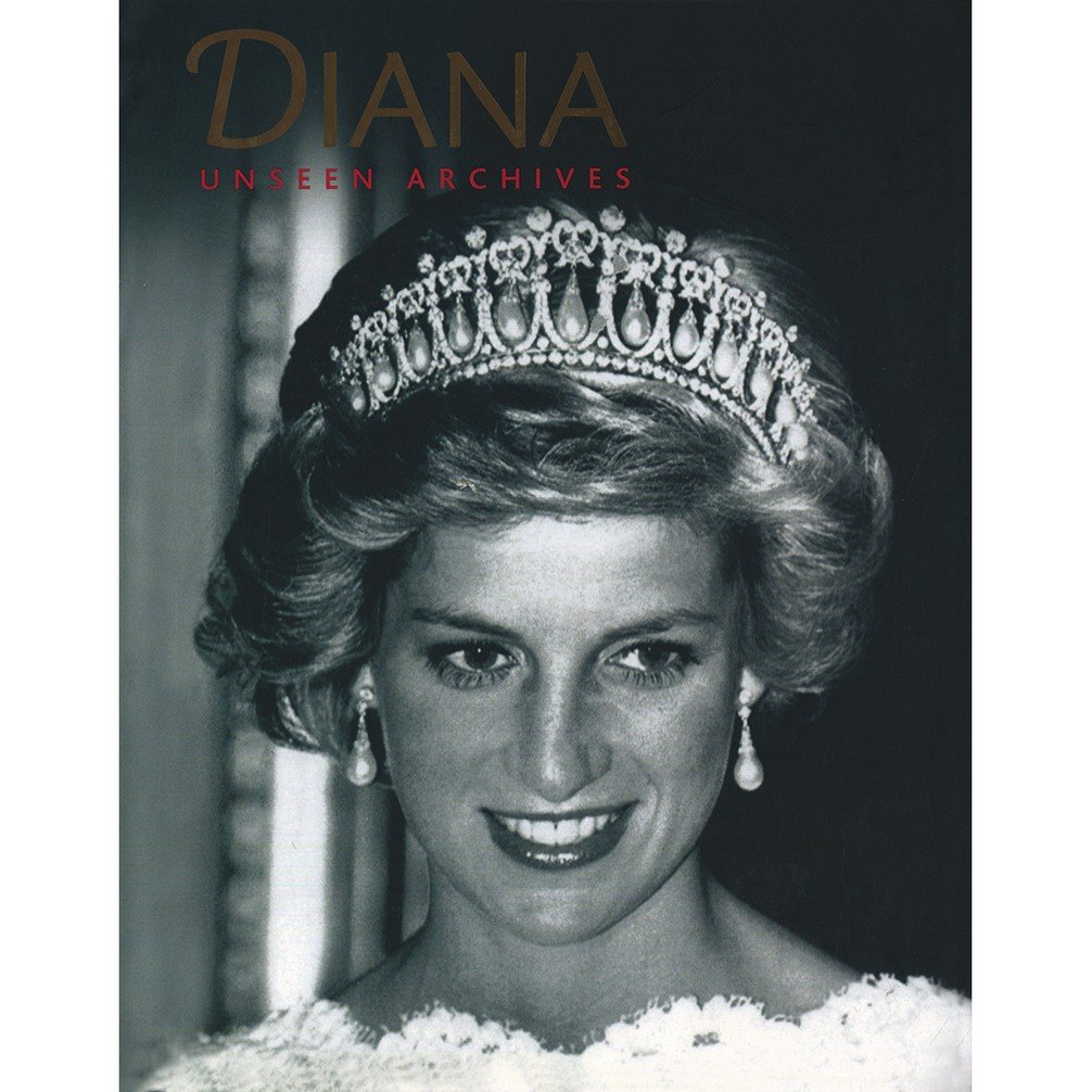 Amazon.com: Diana (Unseen Archives): 9781405490702: Gauntlett, Alison ...