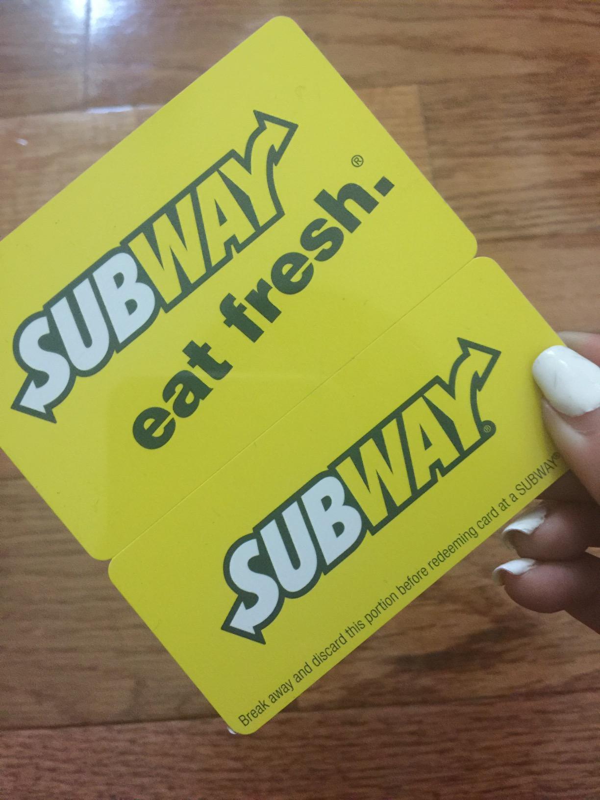 Amazon.com: Subway Holidays Gift Card $25 : Gift Cards