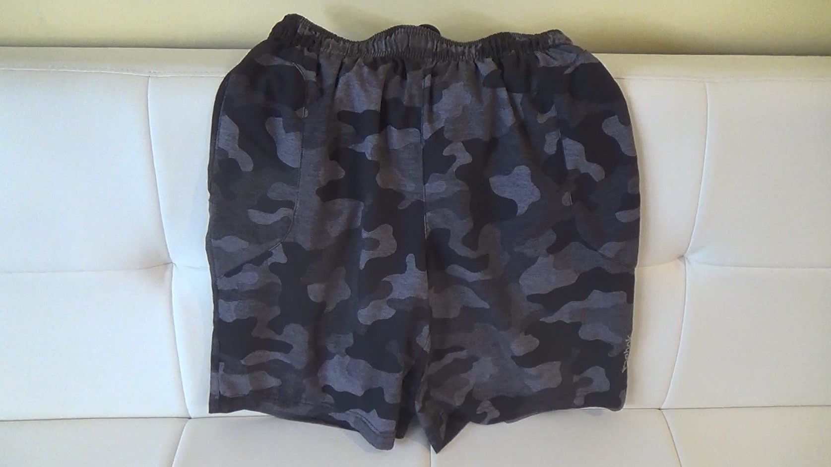 Watch Reebok Men's Drawstring Workout Shorts Customer Review on Amazon Live