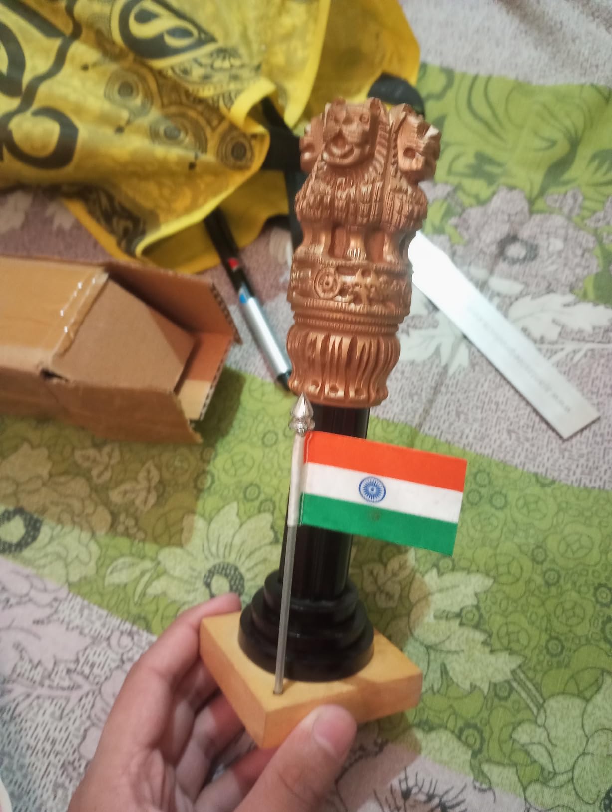 Buy Khamma Ghanni Handicrafts Car Dashboard Indian Flag with Clock ...