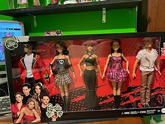 Amazon.com: Barbie RBD Set of 5 Fashion Dolls with Roberta, Mia, Lupita ...