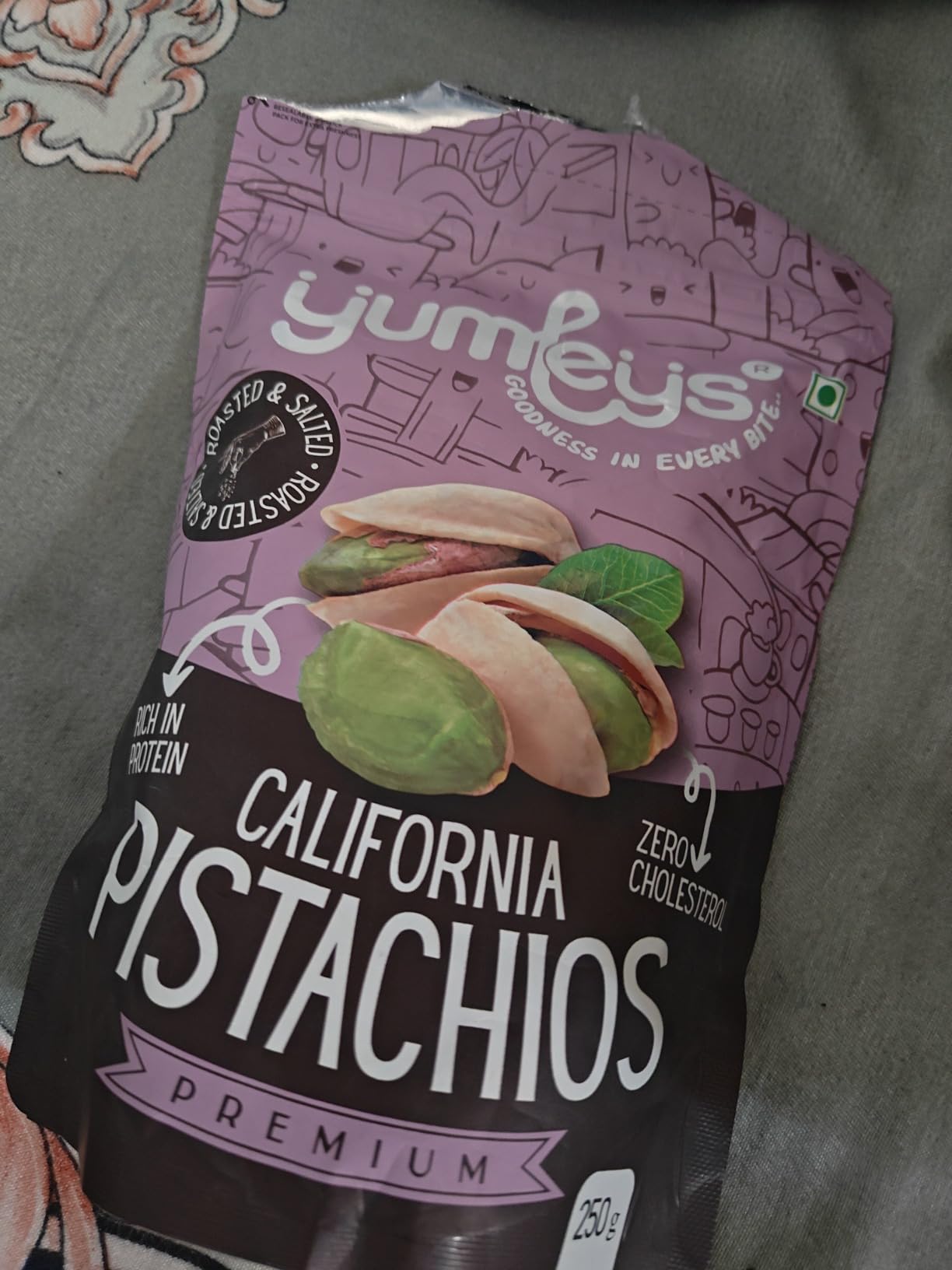 Yumleys Premium California Roasted Pistachios - Salted, 1kg | Crunchy ...