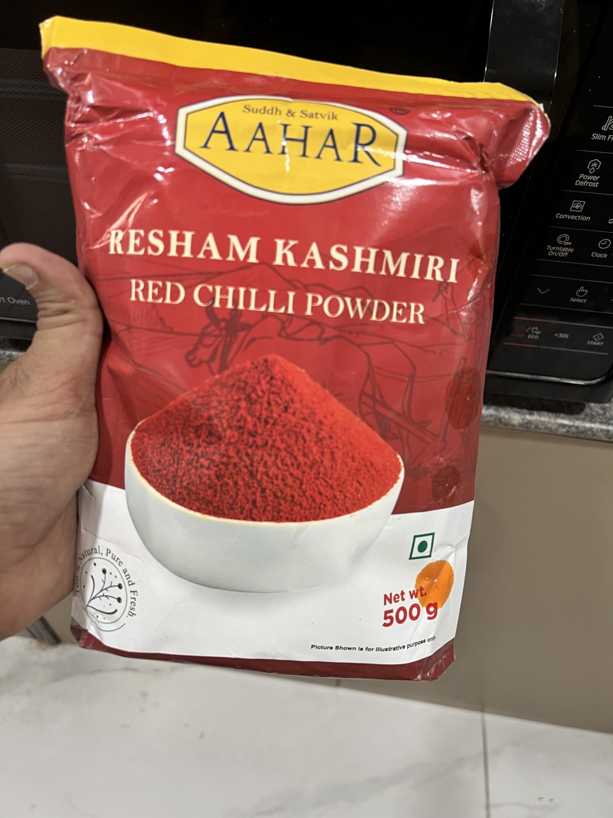 AAHAR RESSHAM KASHMIRI RED CHILLI POWDER (LITE SPICY) 500 GRAM PACK ...
