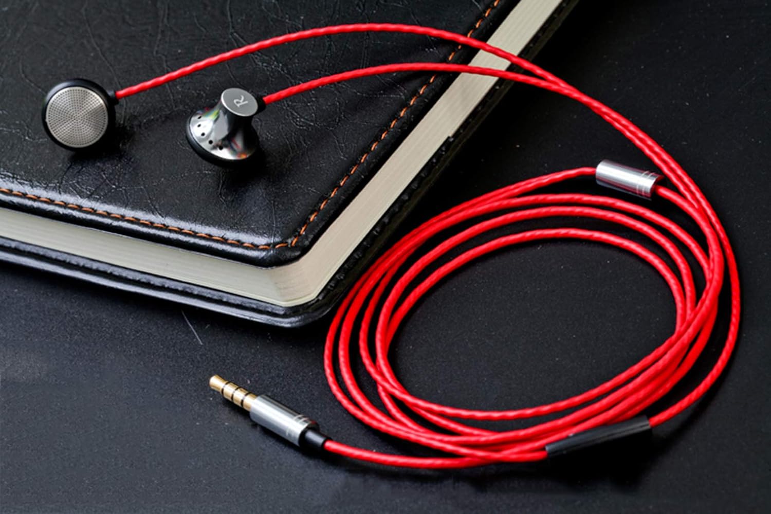 Amazon.com: Metallic Earbudsoundated Stereoscopic Bass-Driven Wired ...