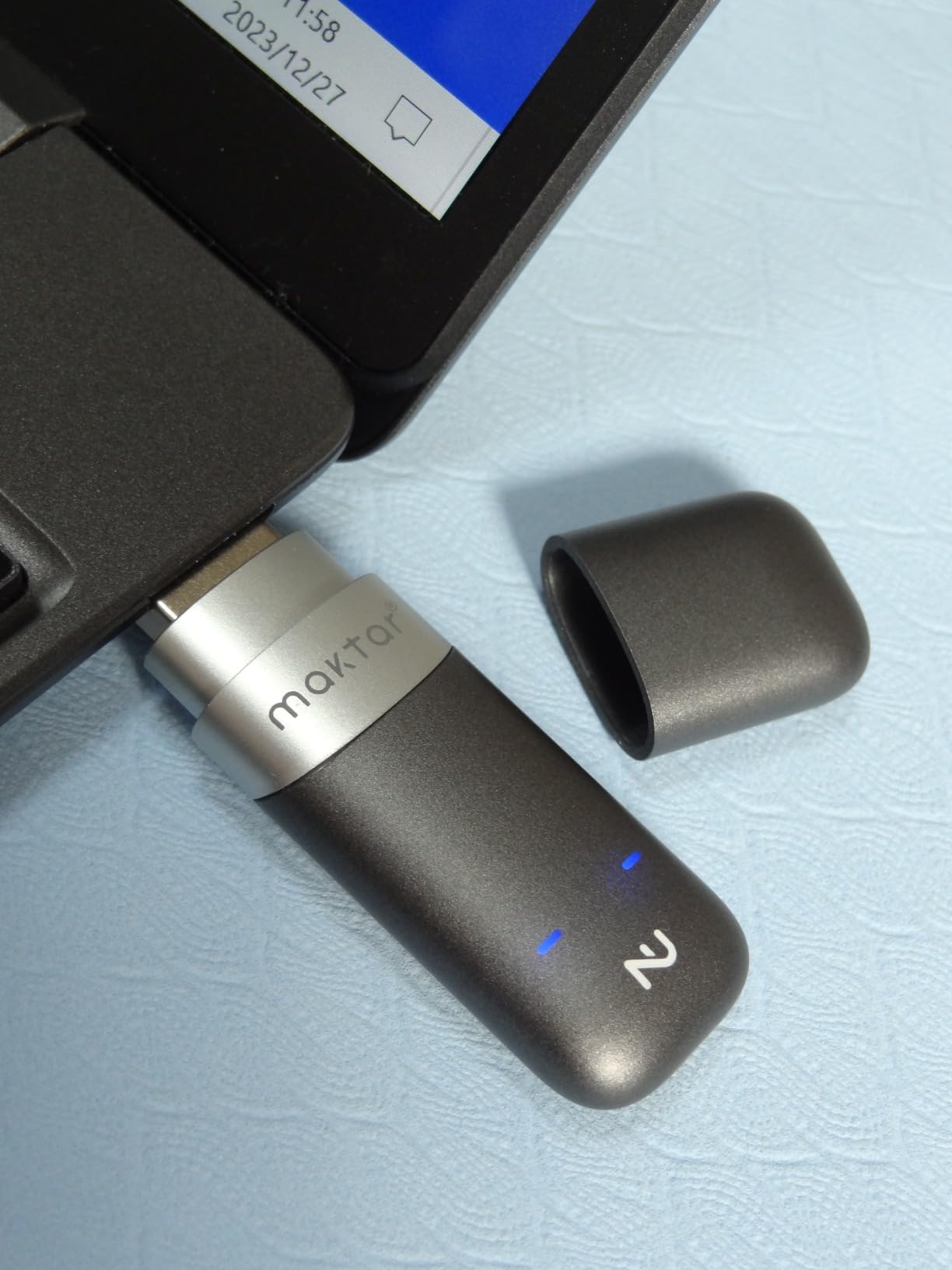 Amazon | オートロック セキュリティ USBメモリ Nukii 64GB NFC搭載 スマホ連携 ロック 情報漏洩対策 Maktar | Maktar | USBメモリ・フラッシュ ...