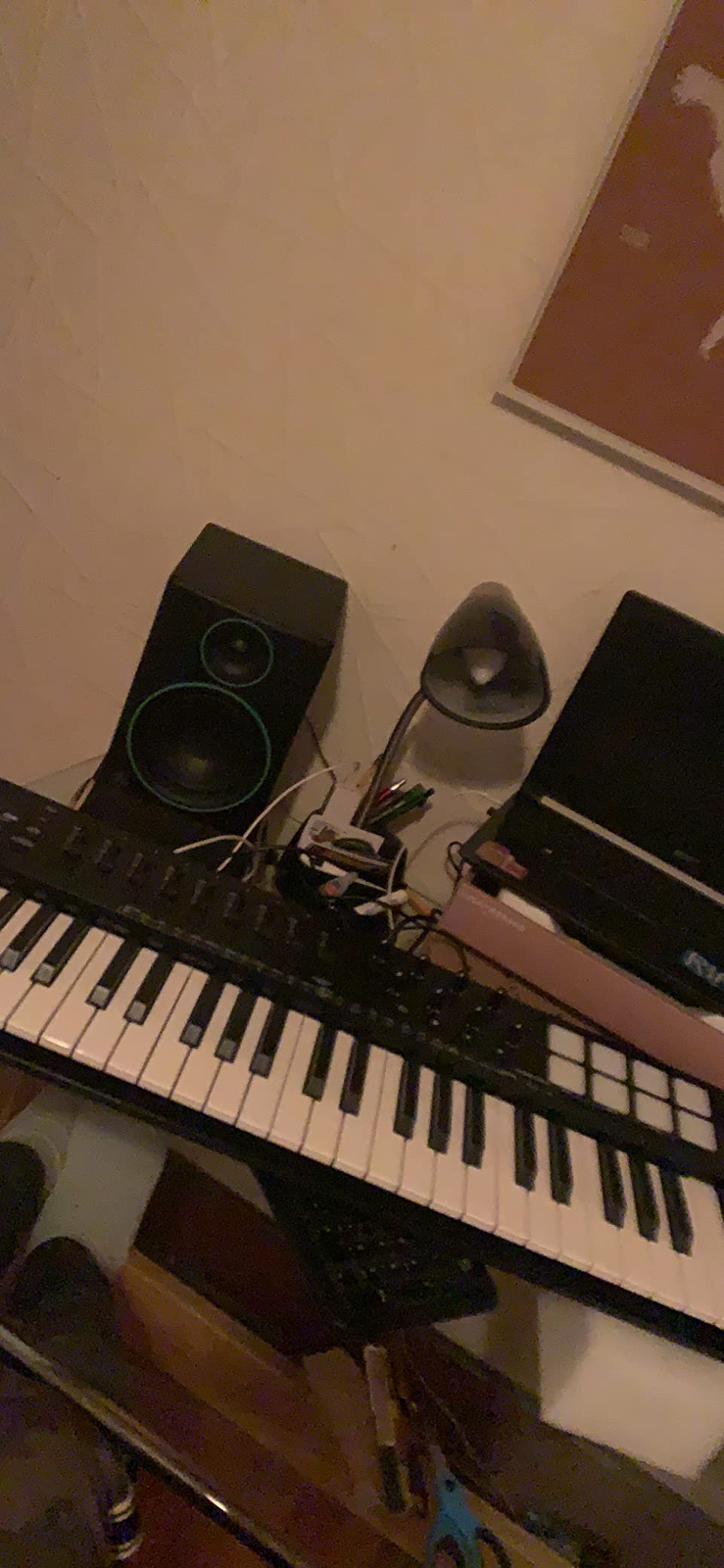 28 Mo Finance M Audio Oxygen 61 Mkv 61 Key Usb Midi Keyboard Controller With Beat Pads