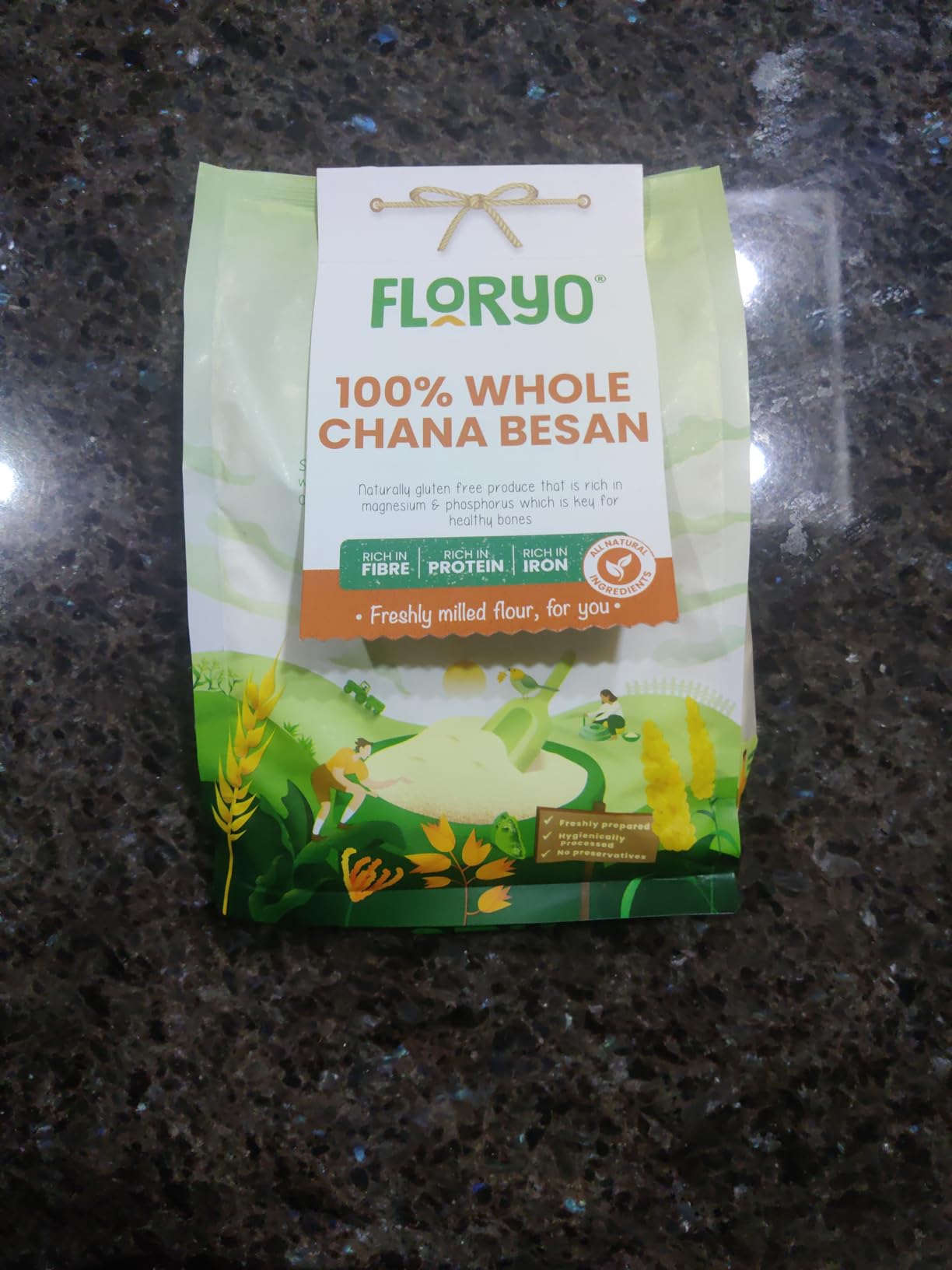 Floryo 100% Whole Chana Besan (Fine Texture) | 1 kg Pack | Naturally ...