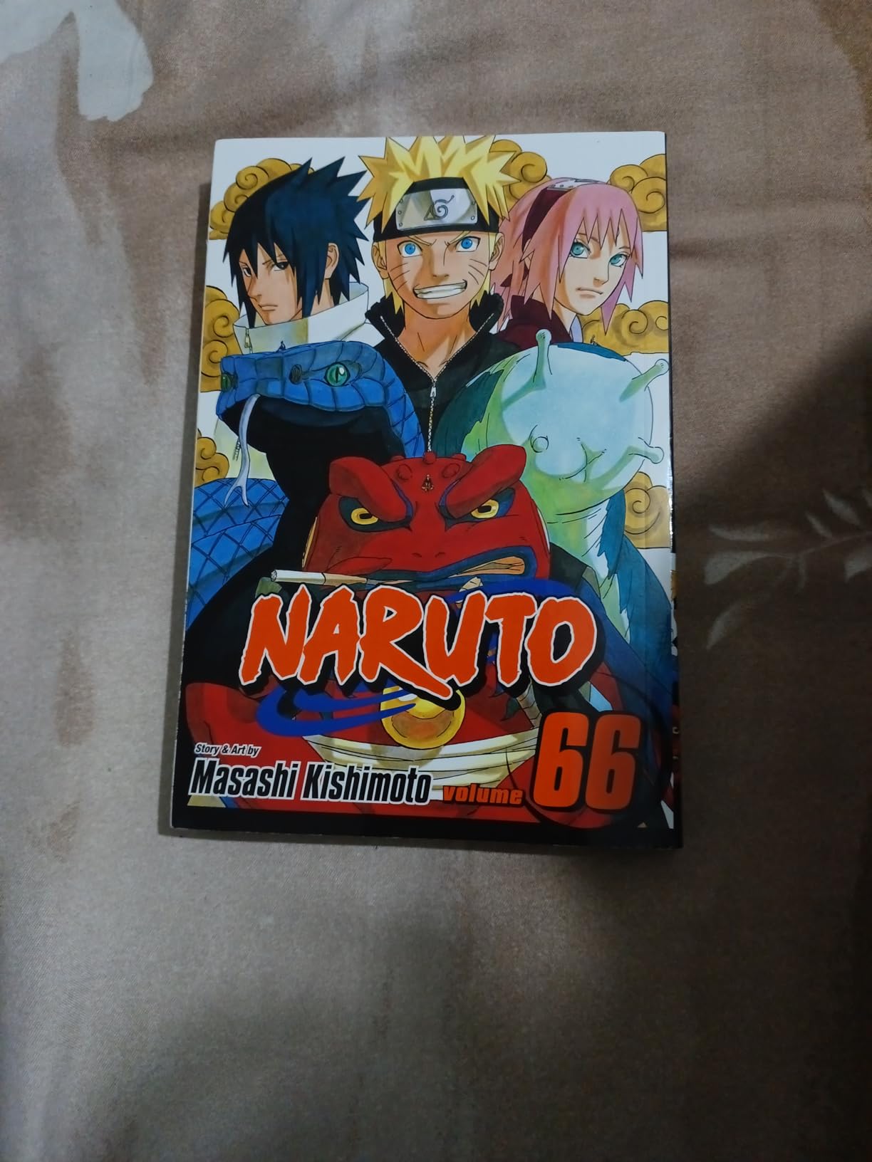 Naruto 66: The New Three: Volume 66 : Kishimoto, Masashi: Amazon.in: Books