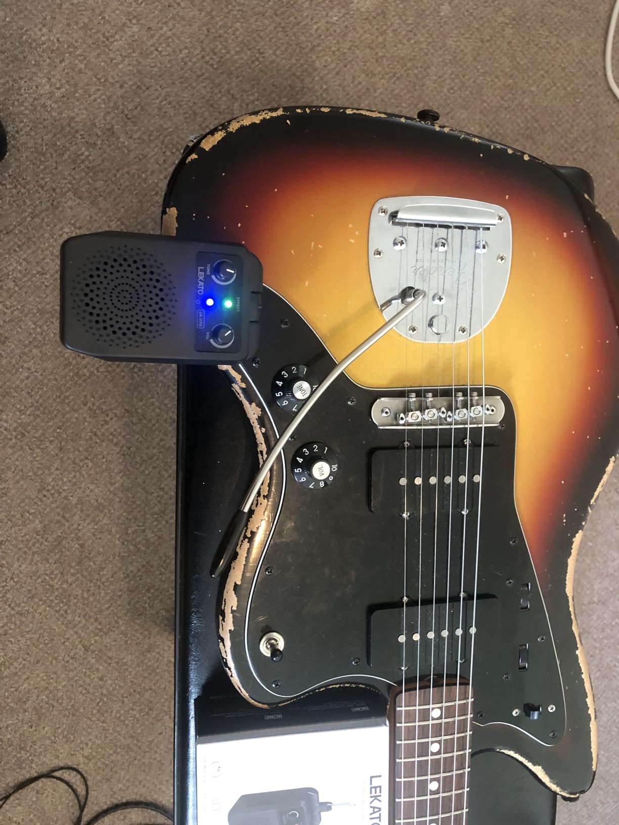 LEKATO Portable Guitar Amp 5W, Plug in Mini Electric Guitar Amplifier ...