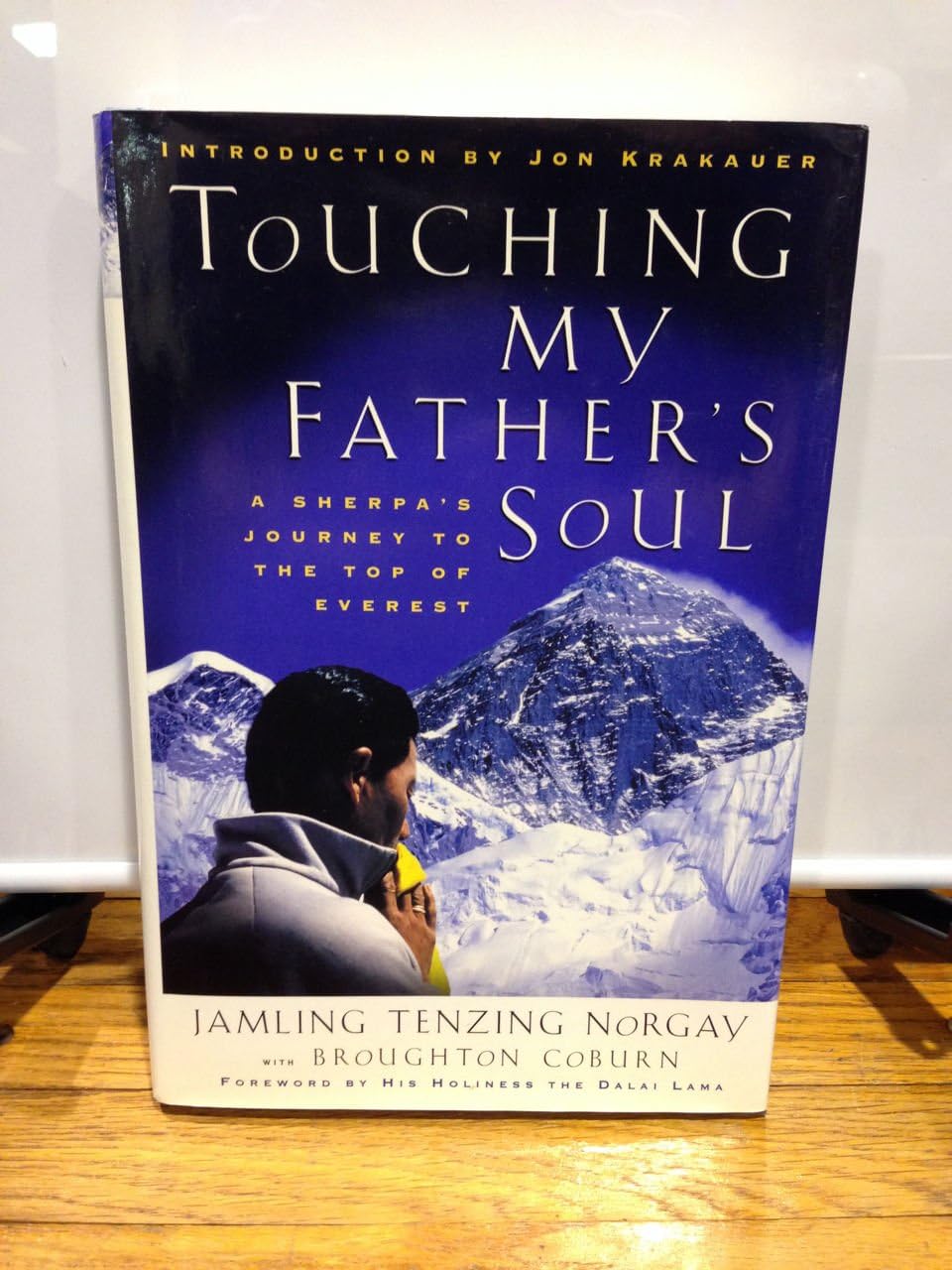 Amazon.com: Touching My Fathers Soul by Jamling Tenzing Norgay Signed ...