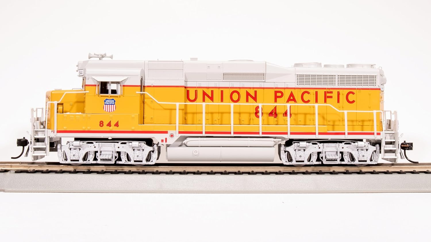 Amazon.com: Broadway Limited 7580 EMD GP30, UP 844, As Appears Today ...