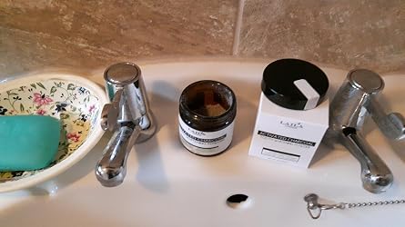 Laila London - Activated Charcoal Tooth Whitening Powder 60ml : Amazon ...