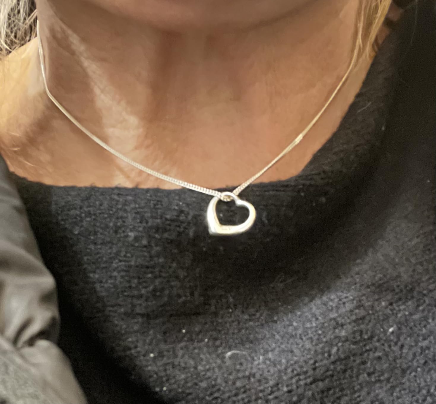 Heather Needham Sterling Silver Floating Heart Necklace on 16"/41cm ...